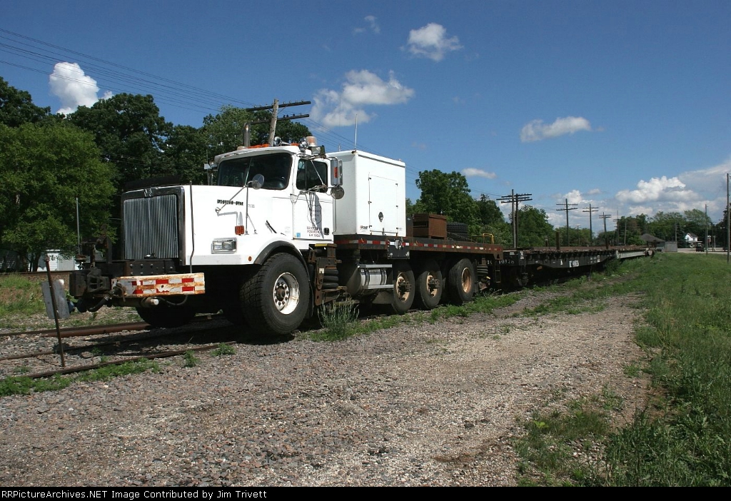 WC hi-rail semi and rail flats