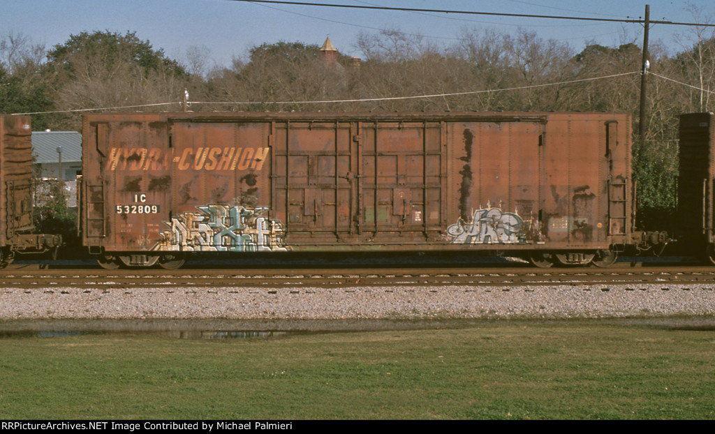IC box car 532809