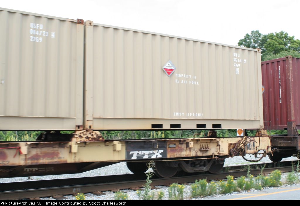 W827 - USFU container