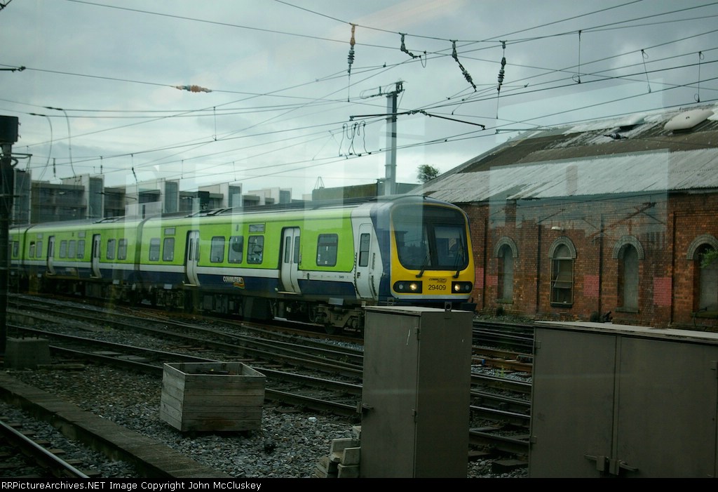 IE Class 29000 DMU 409
