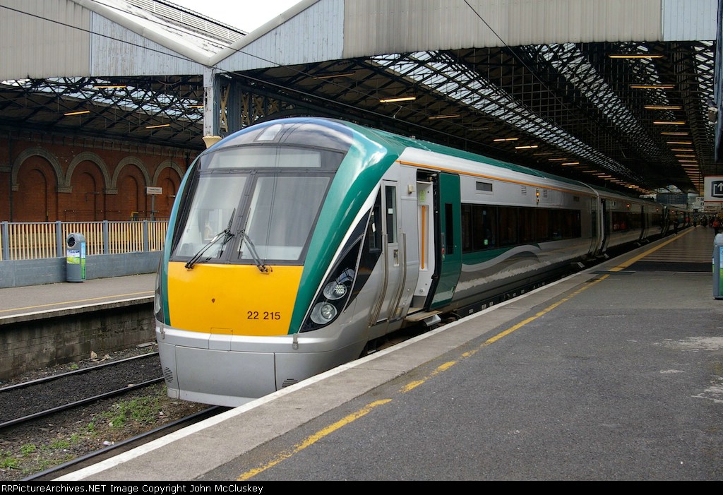 IE 22000 Class DMU 215