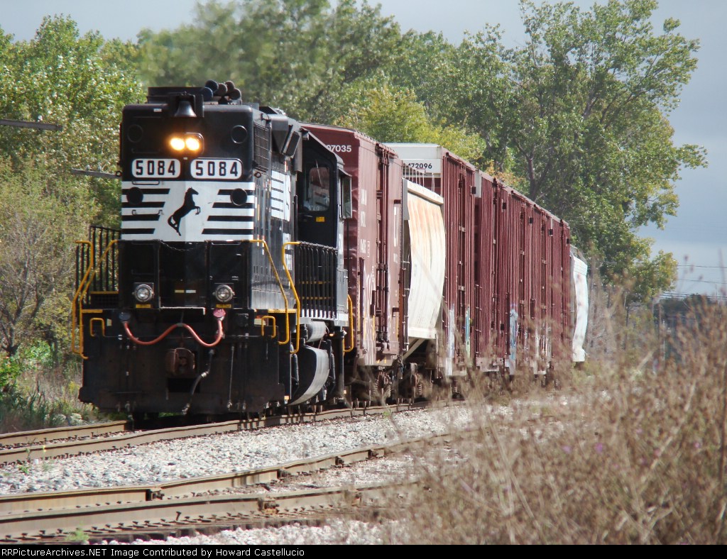 NS BTO90 with GP38,2 #5084 @ remote "K" on the former TT SB