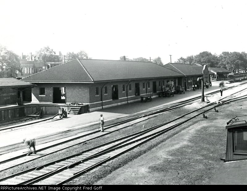 ILLINOIS CENTRAL DEPOT DURANT,MISSISSIPPI 1915