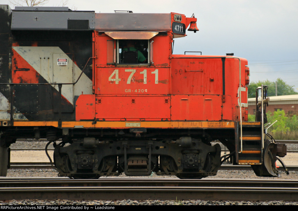 CN 4711