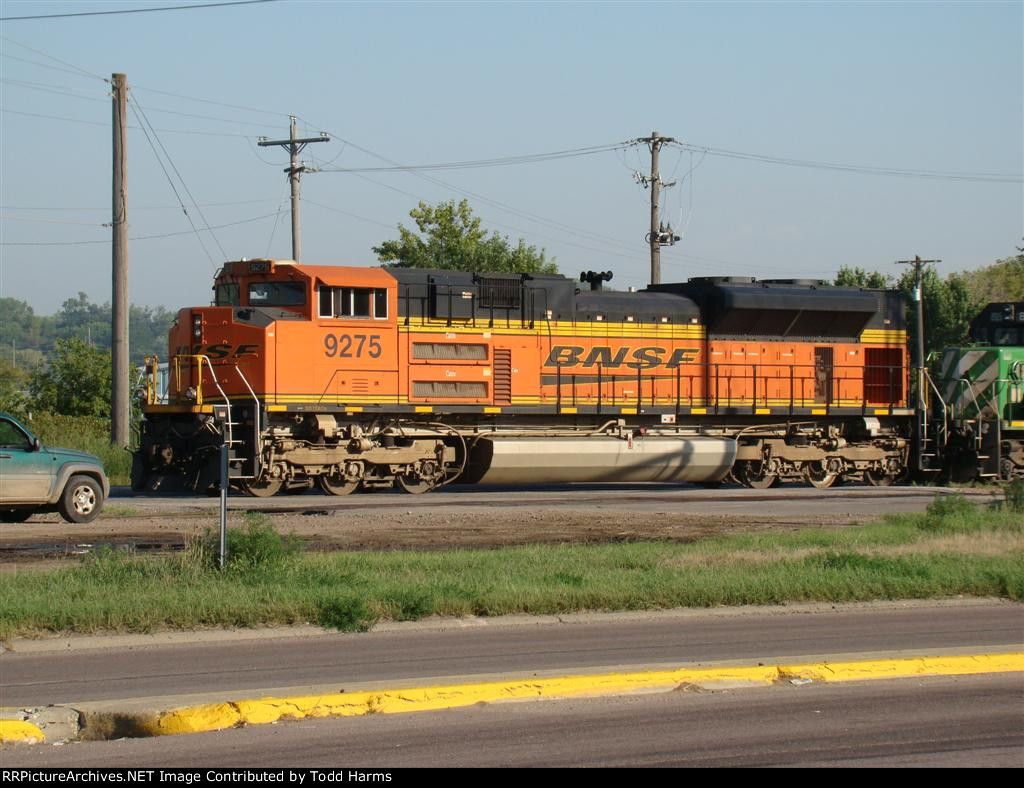 BNSF 9275