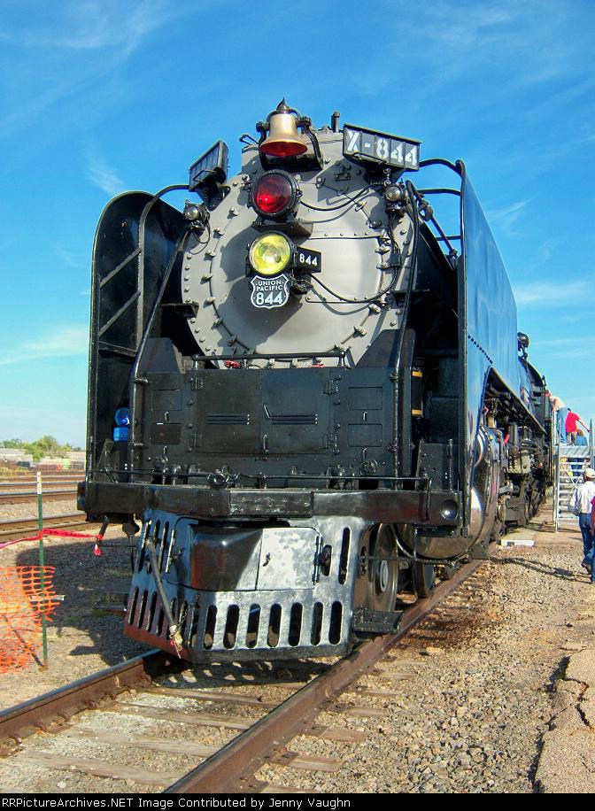 UP 844 on display