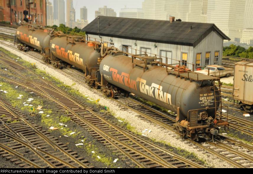 #912 913 914 GATX Tank Train