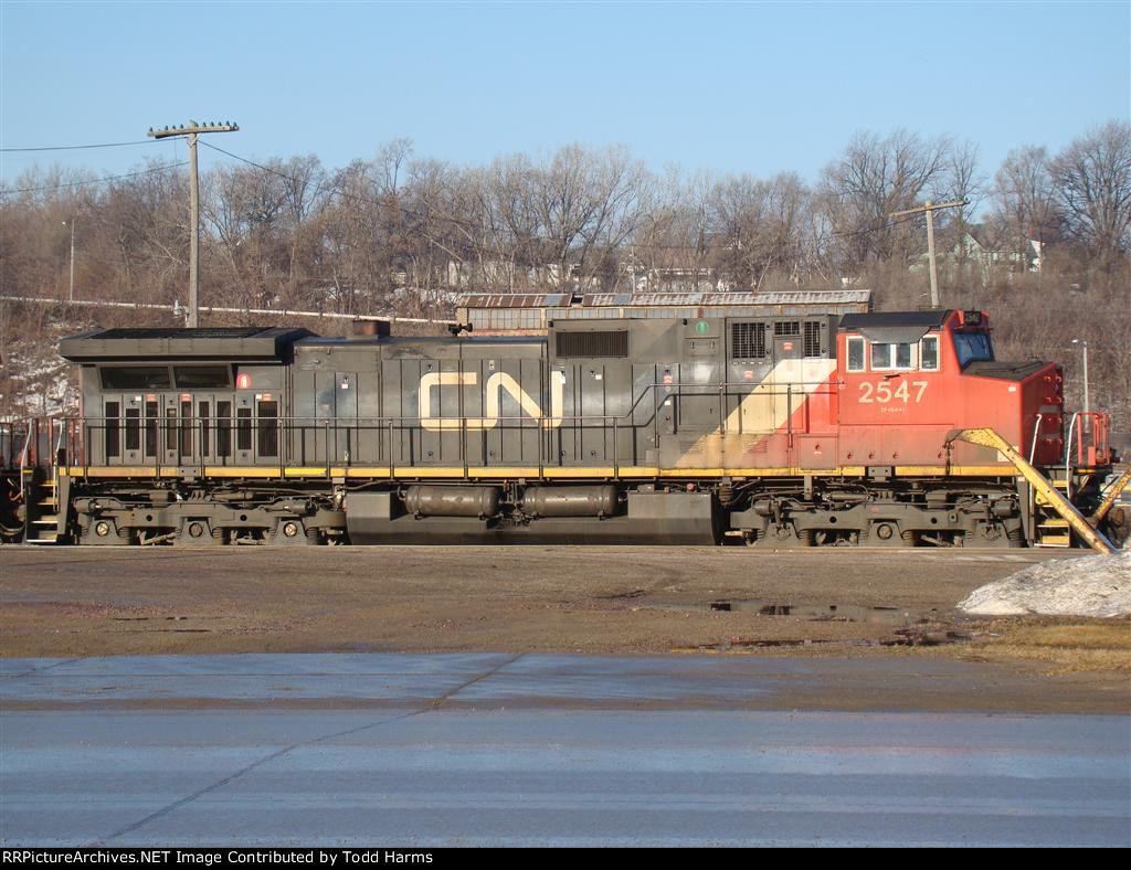 CN 2547