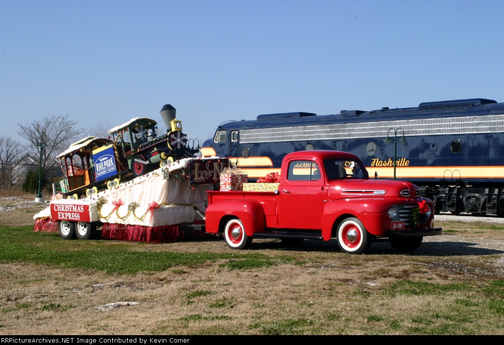 Historic Railpark Float and L&N 796