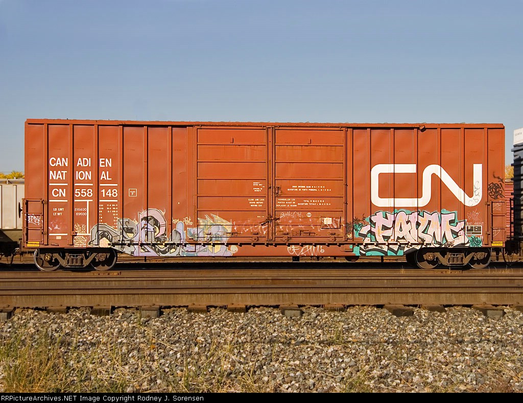 CN 558148