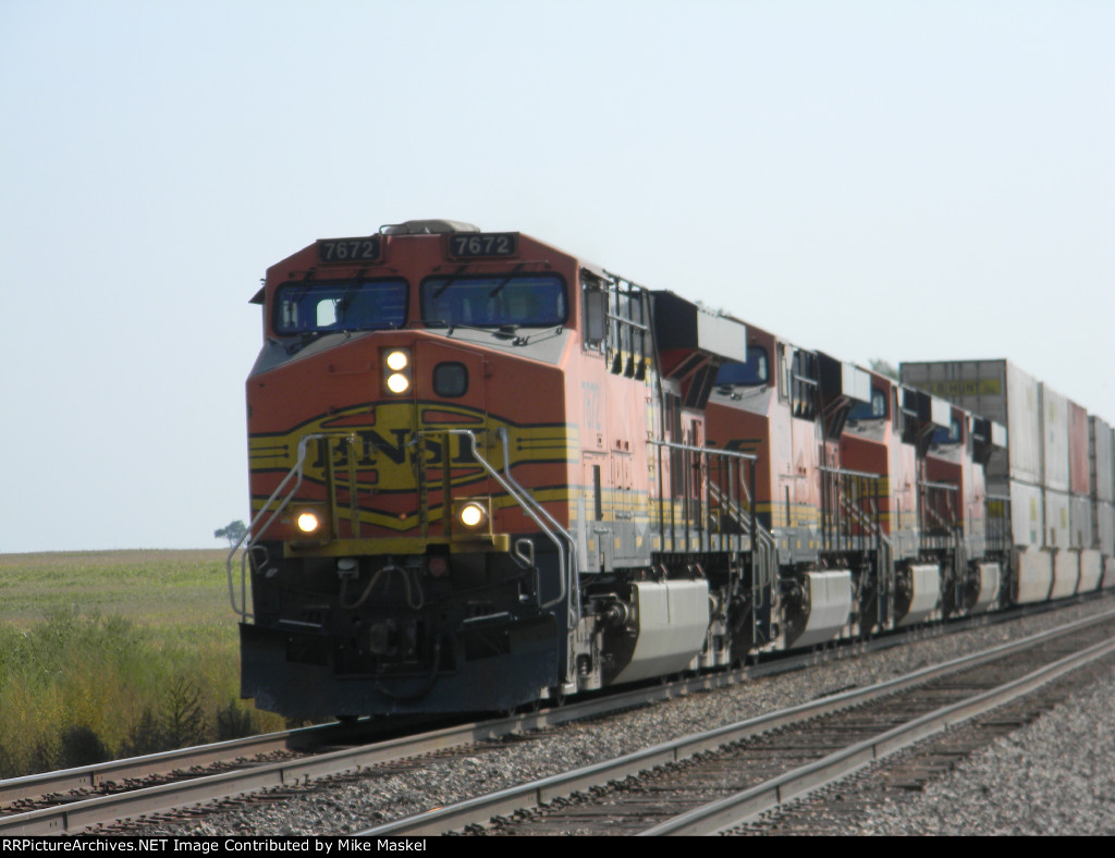 BNSF 7672