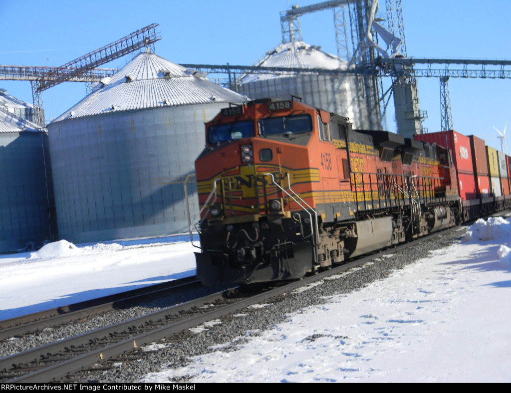 BNSF 4158