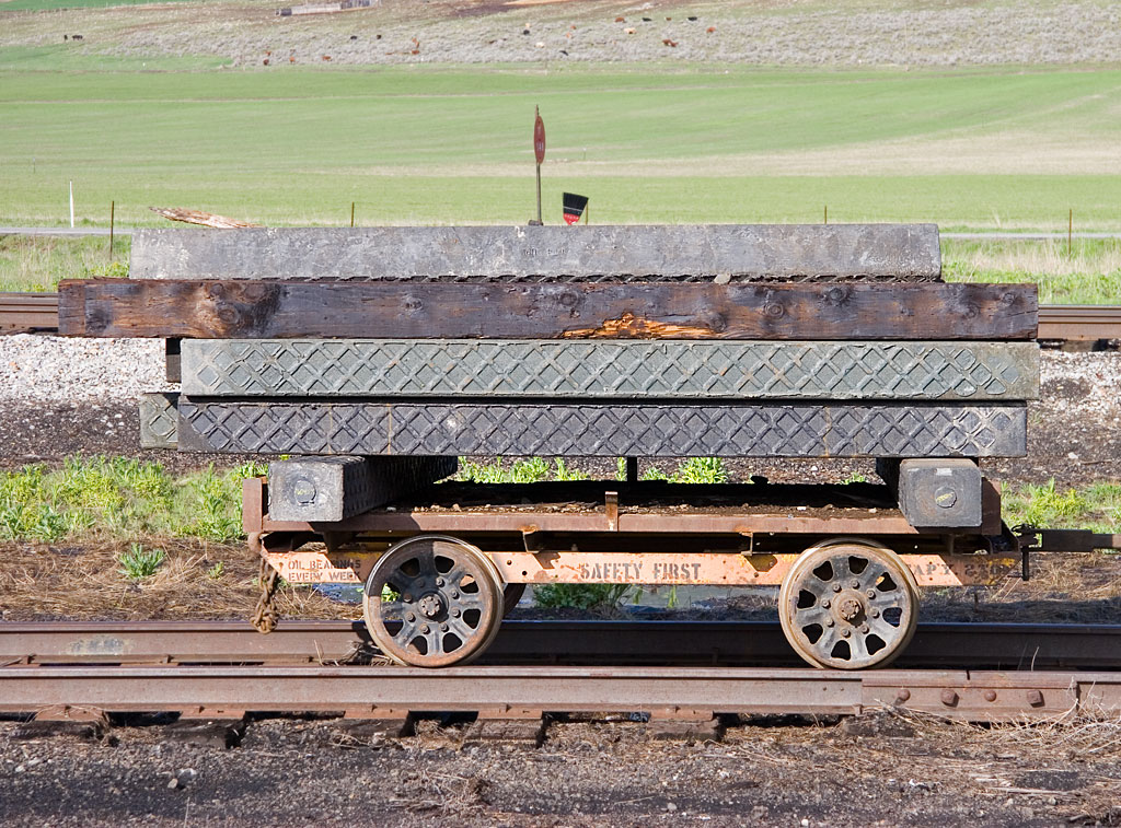 Tie Cart