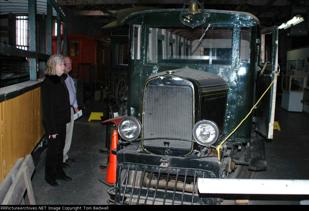 Untitled [www.rrpicturearchives.net]