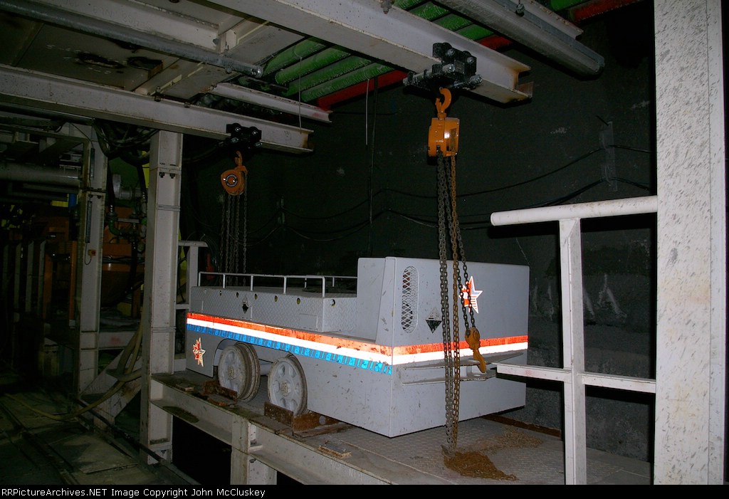 Rescue locomotive on TBM trailing gear