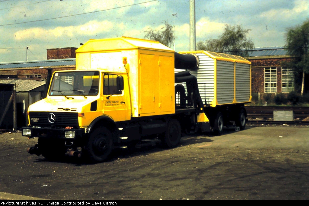 Unimog Leaf Clearer TMM774 & TMM775
