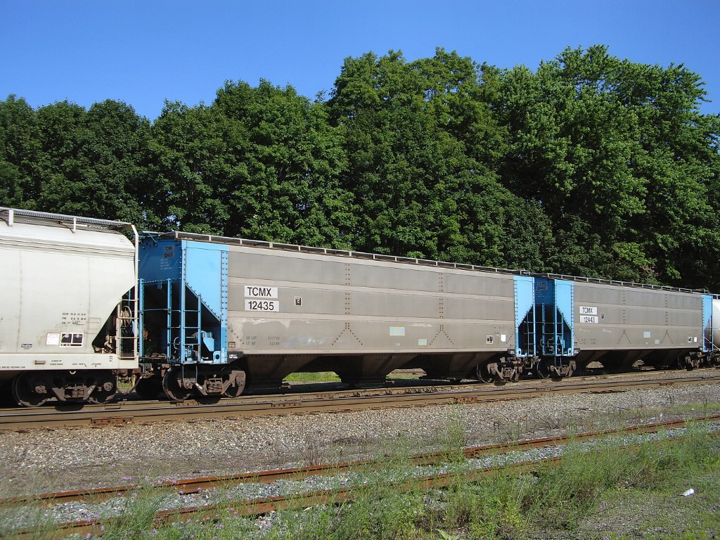 TCMX 12435 Covered Hopper
