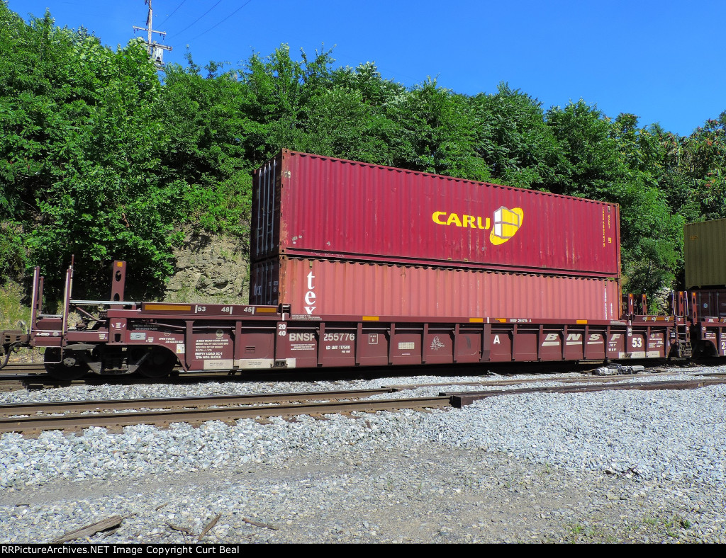 BNSF 255778 - CARU 580242