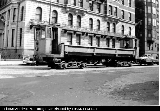 MASS AV SIDE DUMP CAR