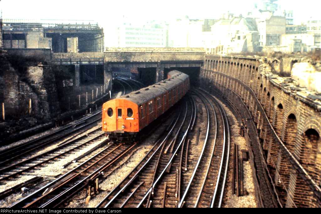 Metropolitan Line F Stock
