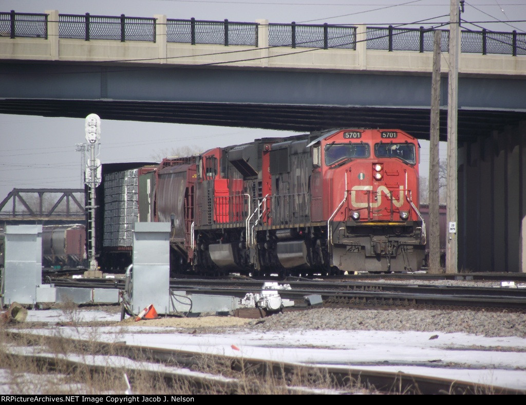 CN 5701