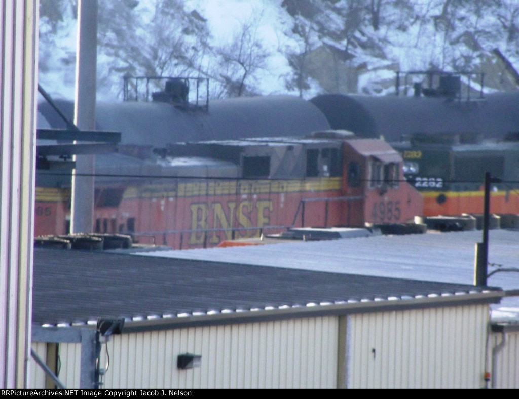 BNSF 4985