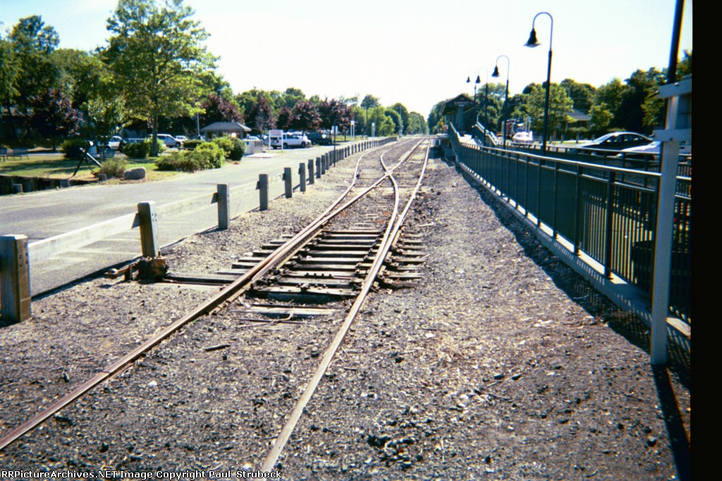 platform siding looking east