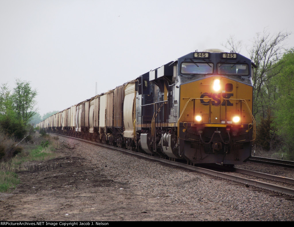 CSX 945