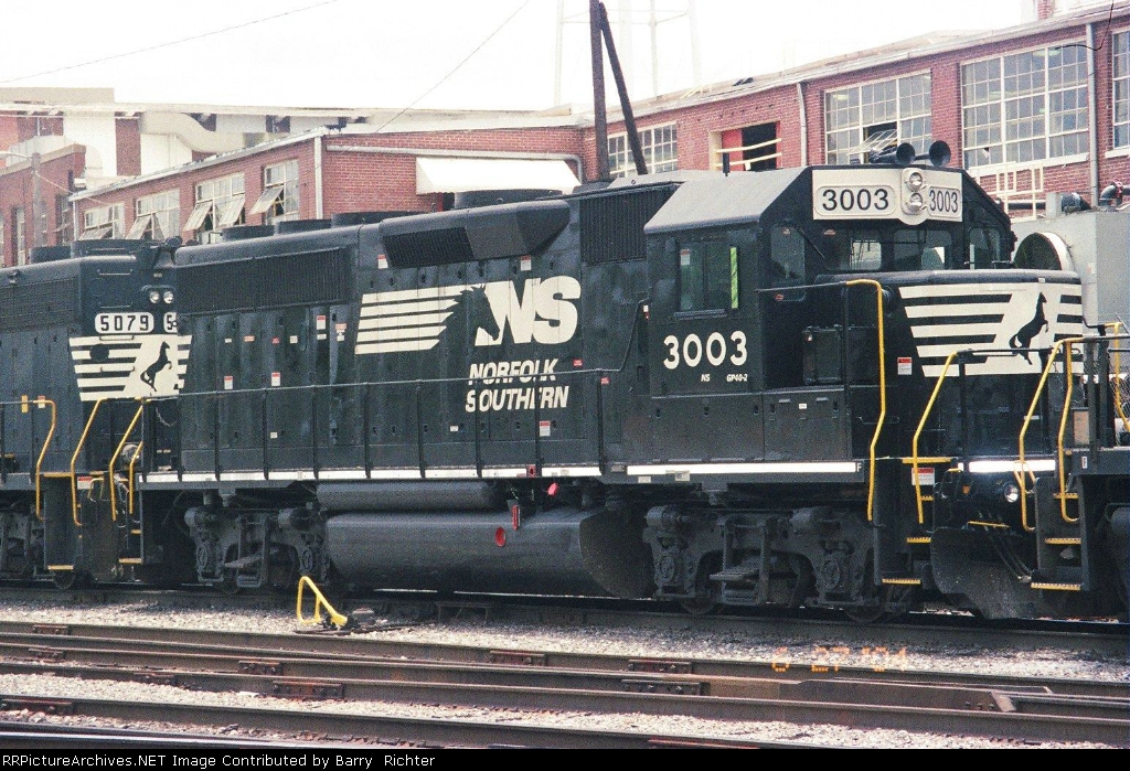 NS GP40-2 3003