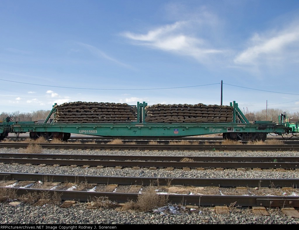 UP 915603
