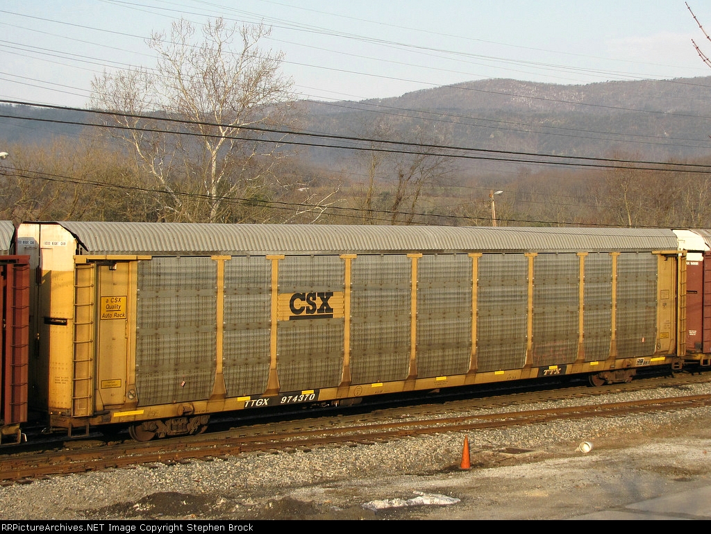 TTGX 974370 (CSX)