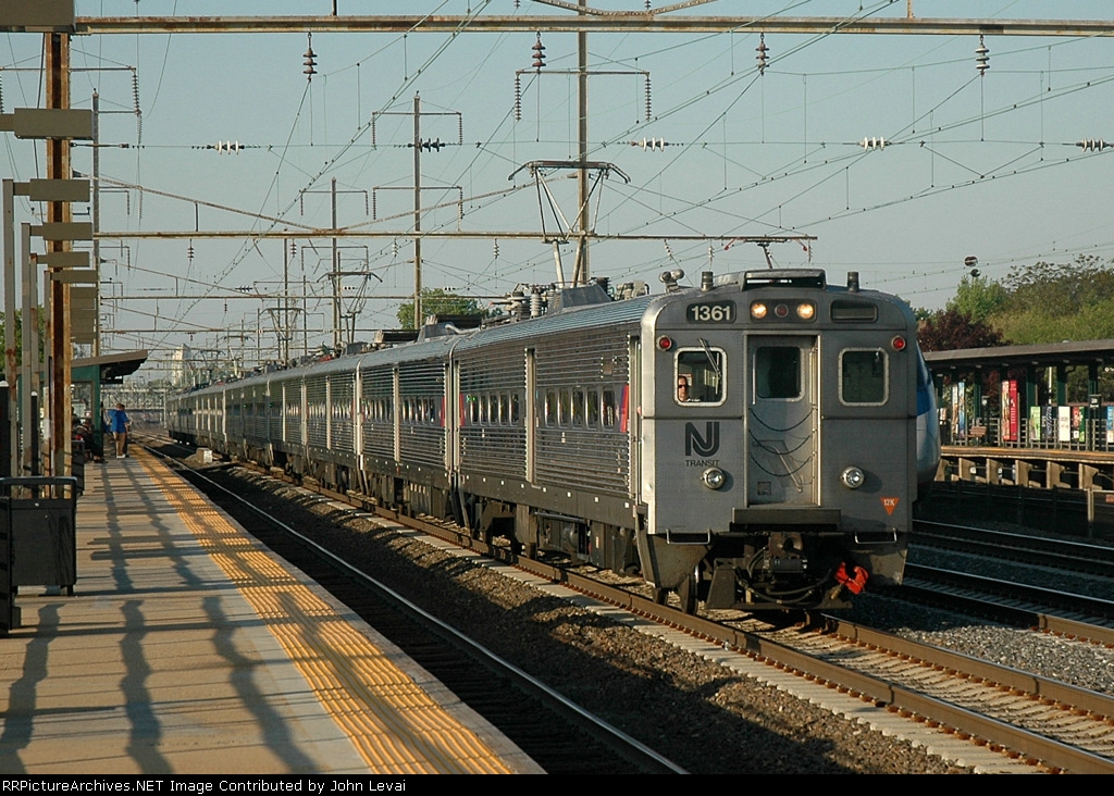 NJT Arrow III set