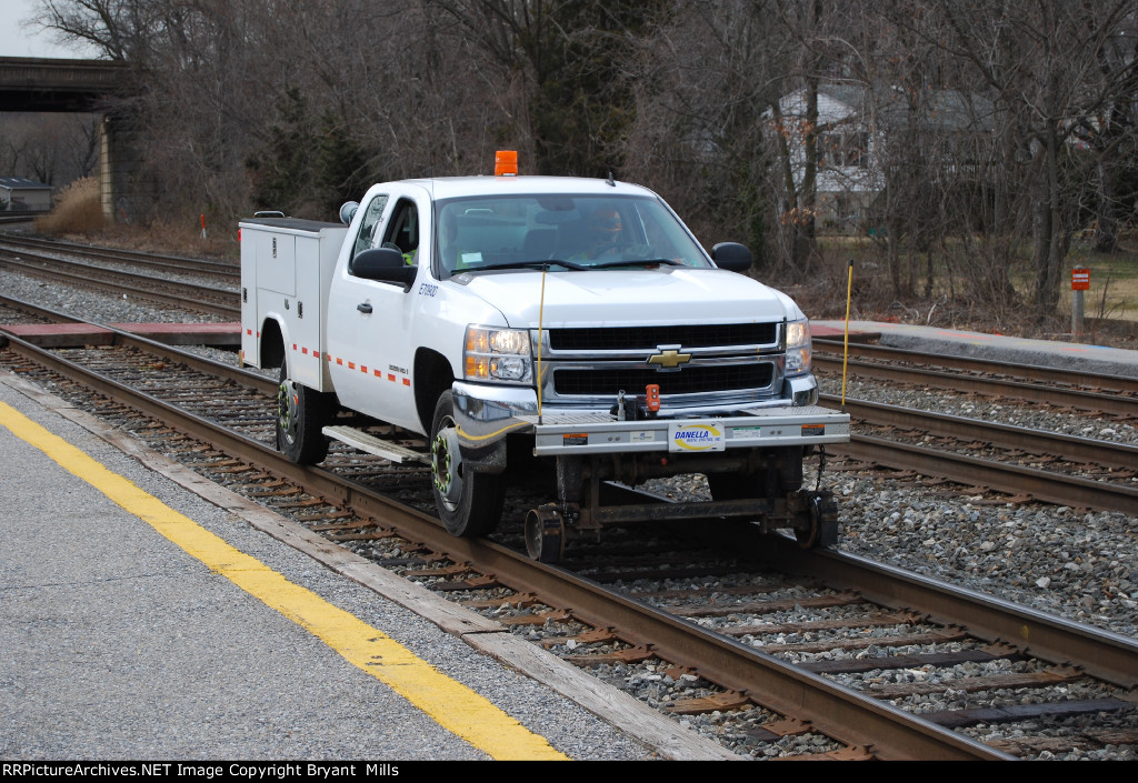 Hi-rail
