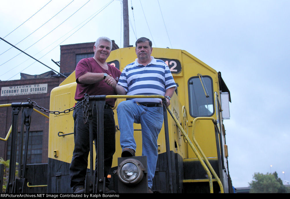 SU-99 crew Jim Ferrell (L) and Joe Dillon(R) mark Jim's retirement trip ...