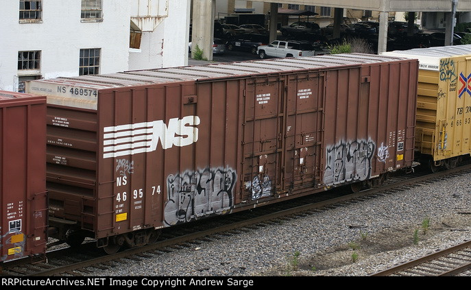 Over head shot of NS Hi Cube Boxcar