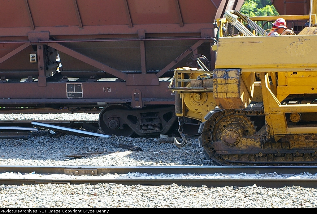 GRR Rock Train Derails in Downtown UP Yard