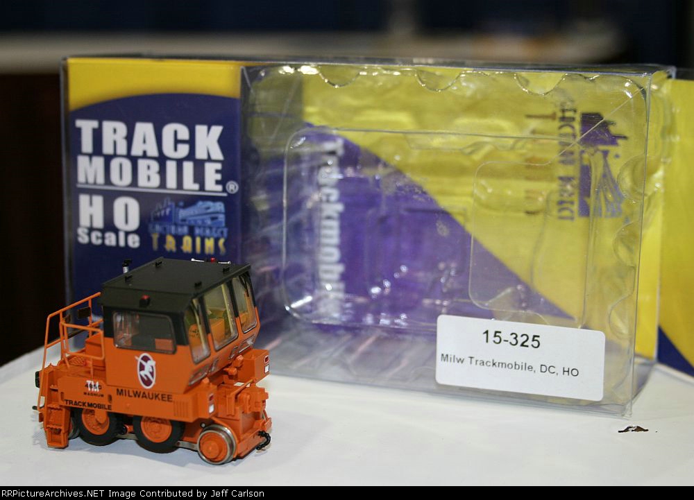 Hiawatha Trackmobile - Factory Direct Trains