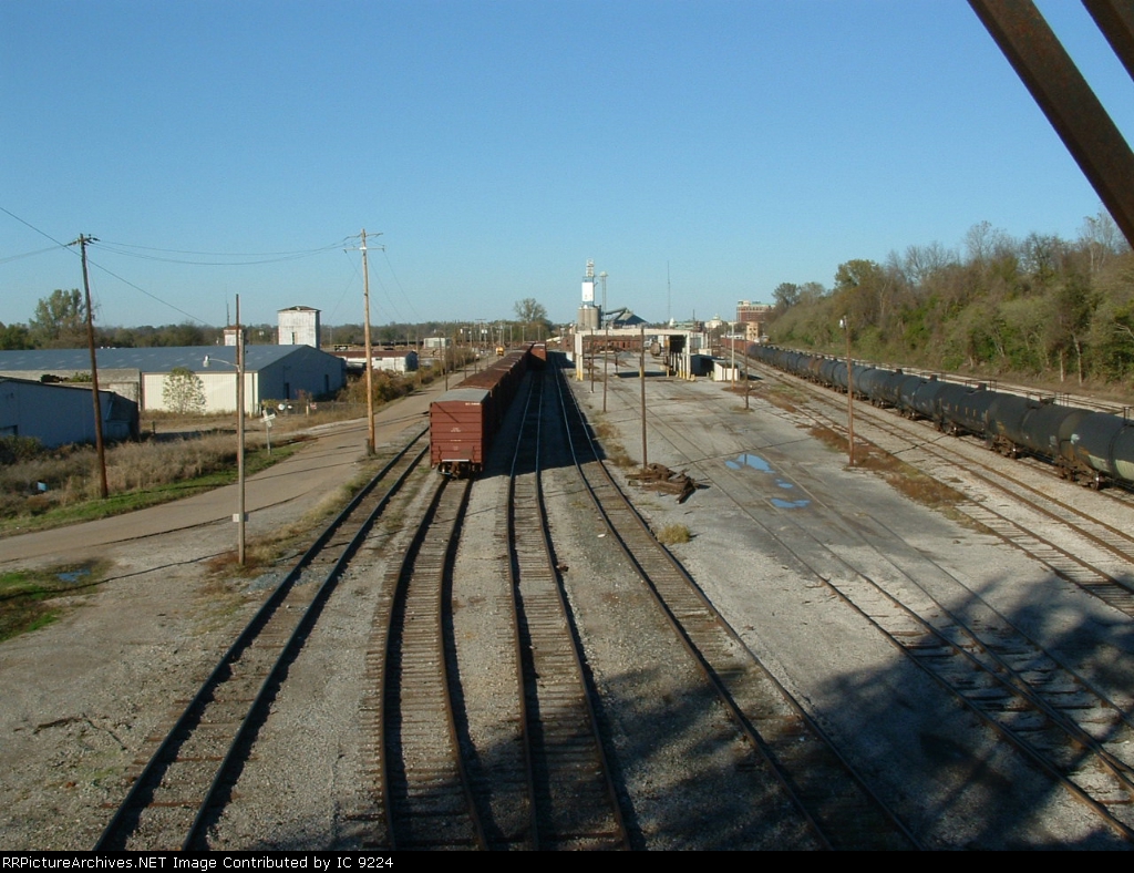 Looking north from Fairground Street bridge