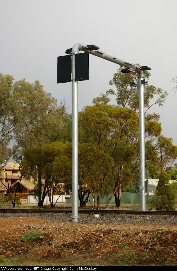 Over height/Shifted load detector