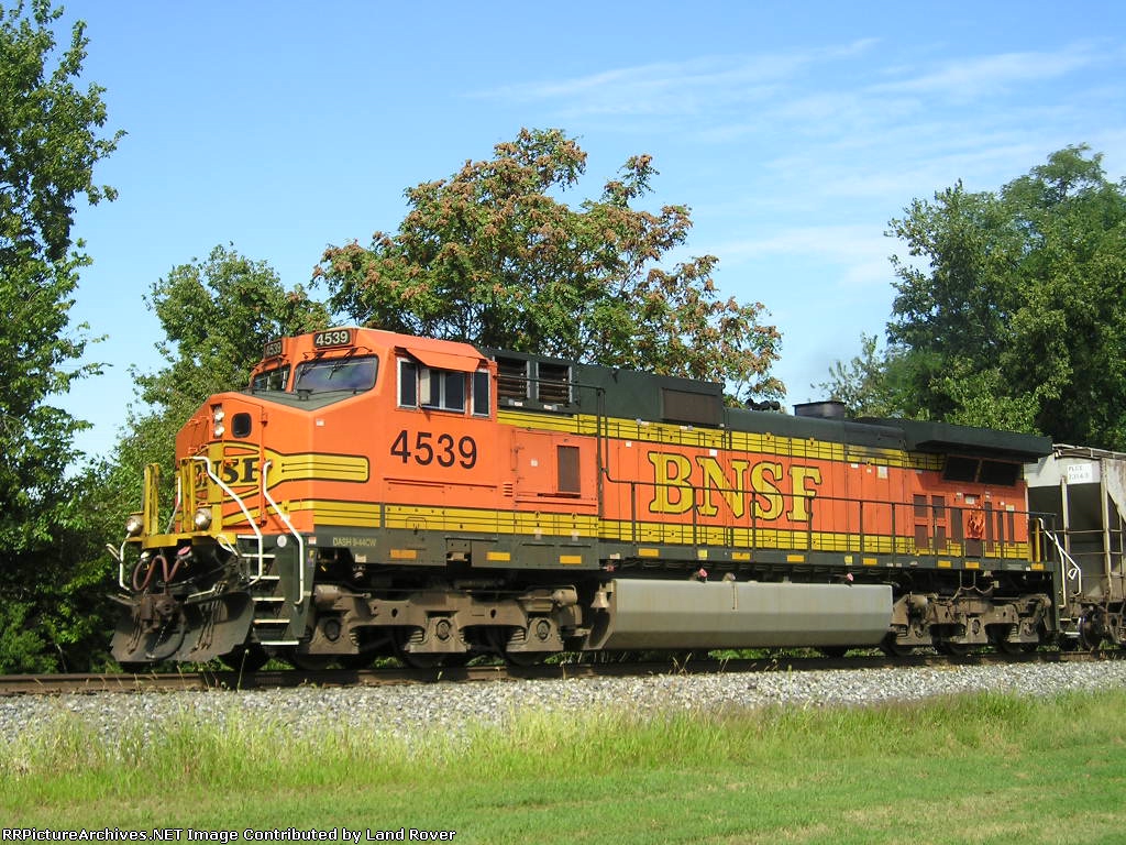 BNSF 4539 On CSX G 802 East