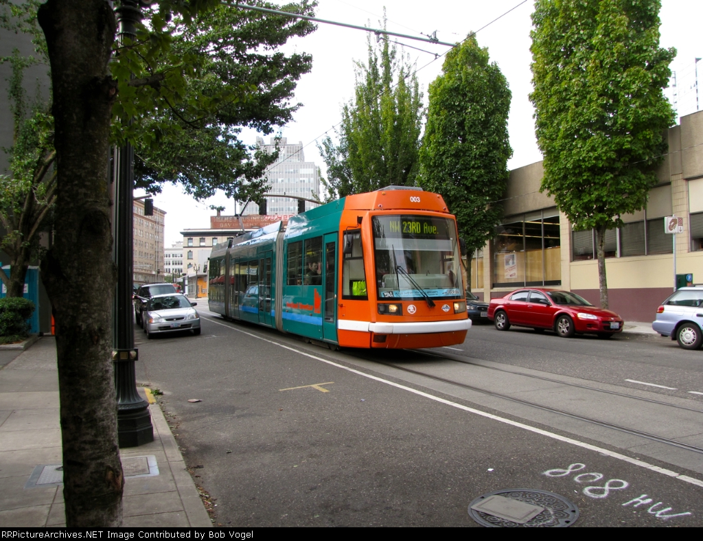 Portland Streetcar 003