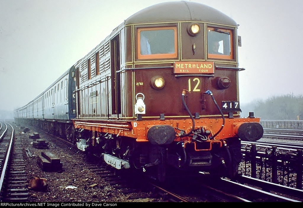 Metropolitan Railway Electric Loco 12 Sarah Siddons about to head a ...