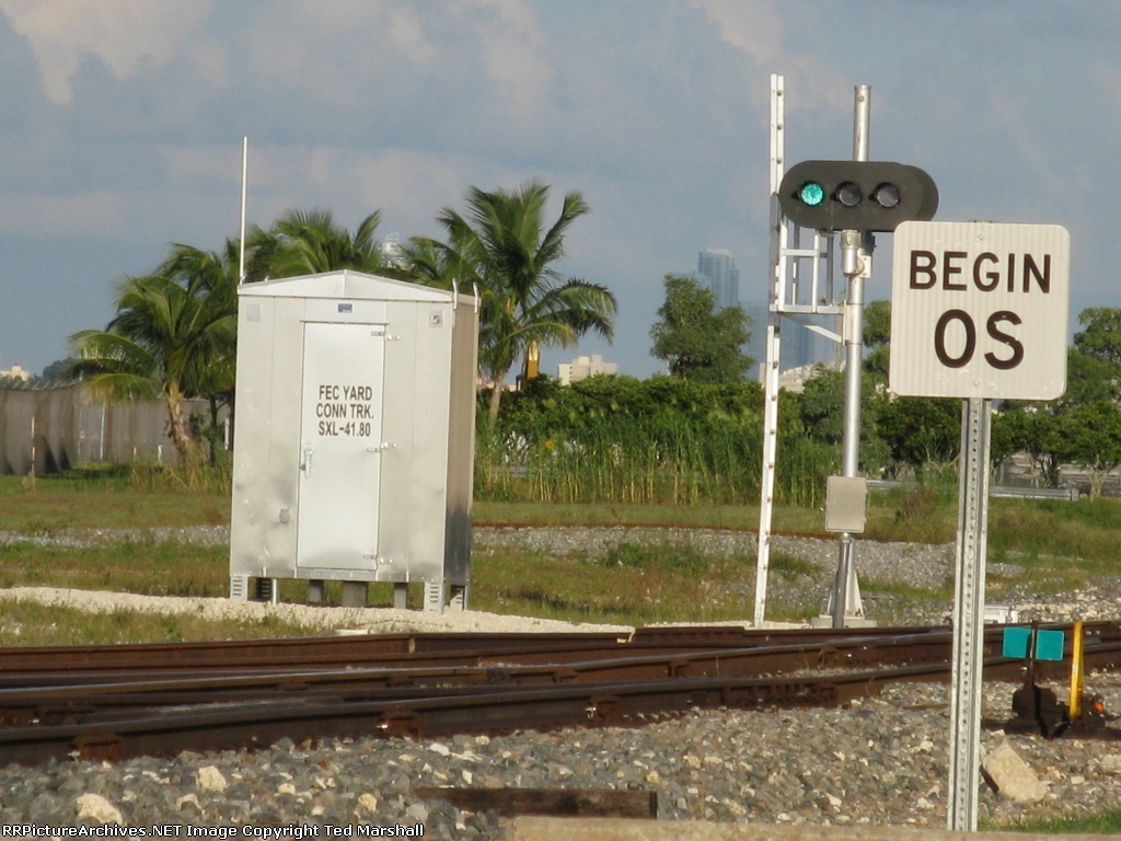 FEC Connection Track on the south side of the airport