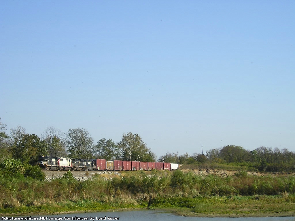 NS 9102 On NS 196 Westbound