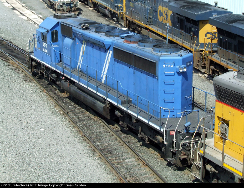 CEFX EMD SD40-2 3164