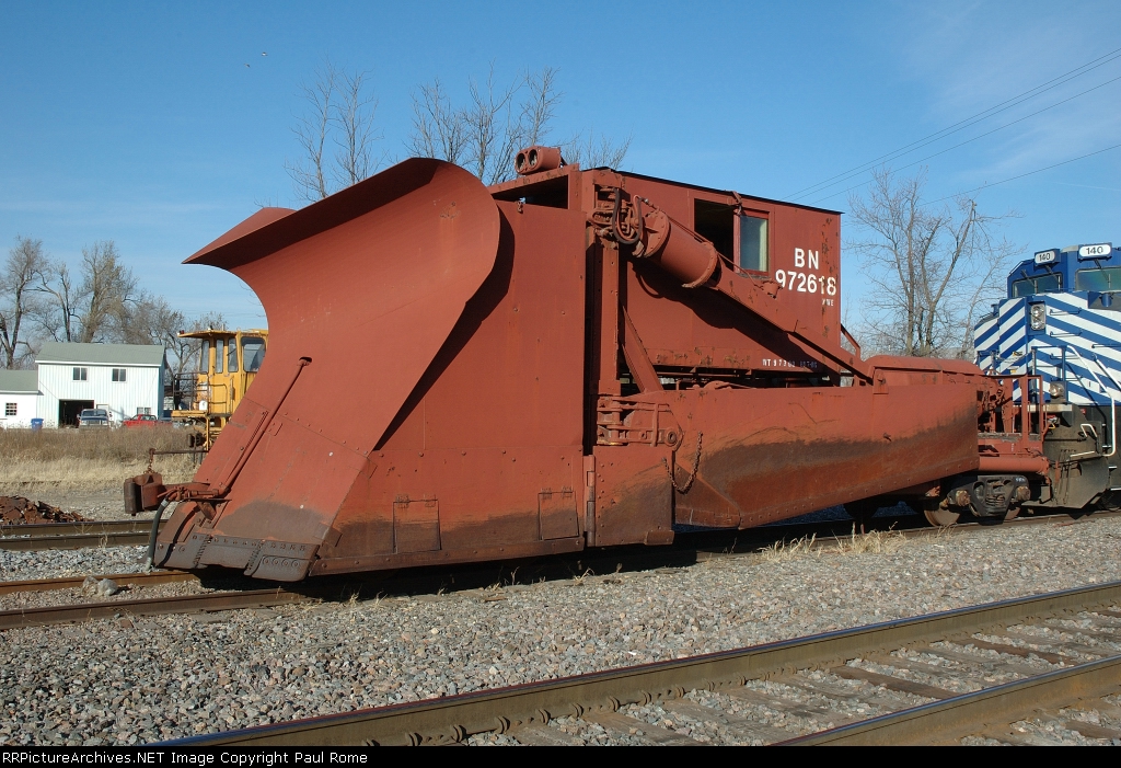 BN 972618, flanger/spreader, at the BNSF Yard