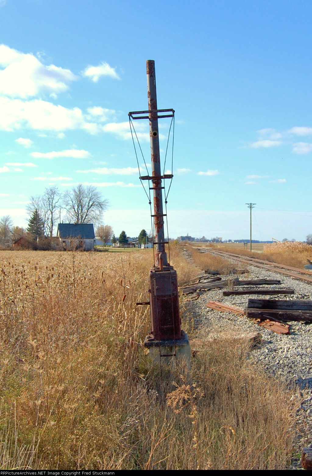 Eastbound signal mast at SR116.