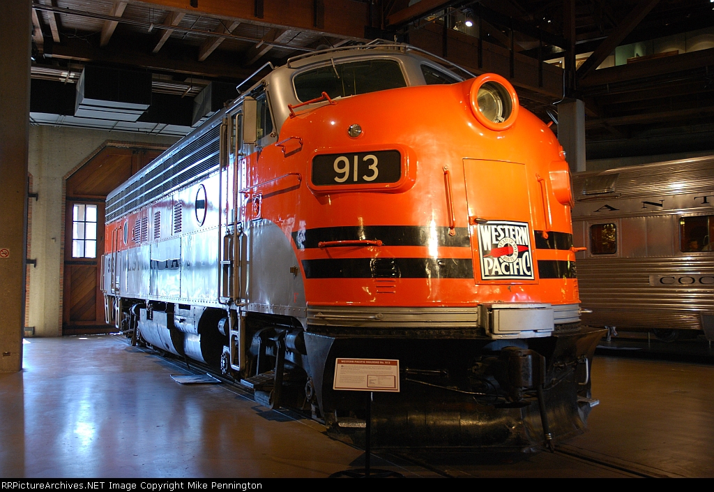 Western Pacific 913