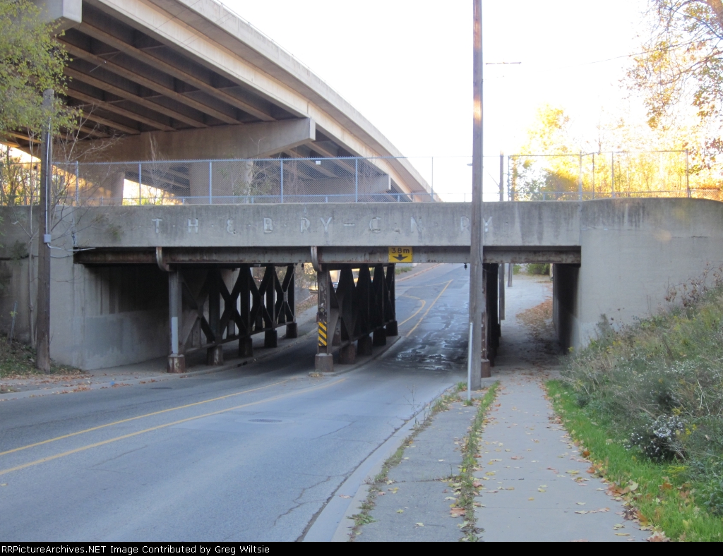 Toronto Hamilton & Buffalo Railway and Canadian National Railway Bridge