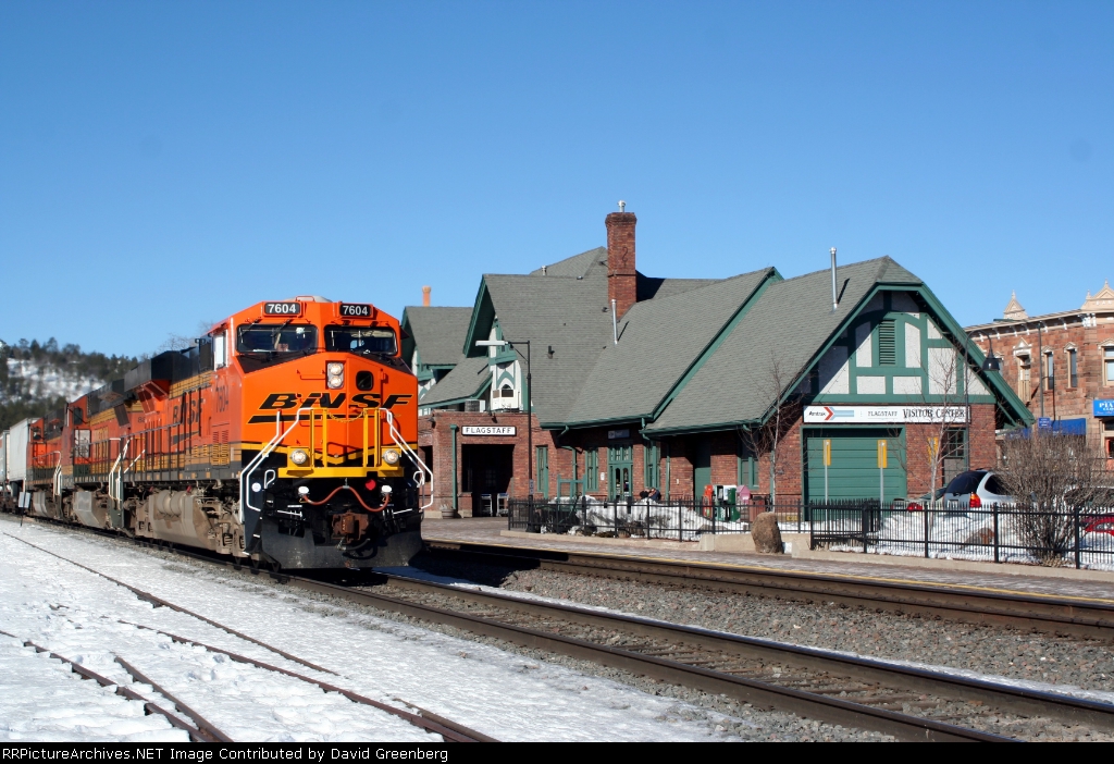 BNSF 7604 East